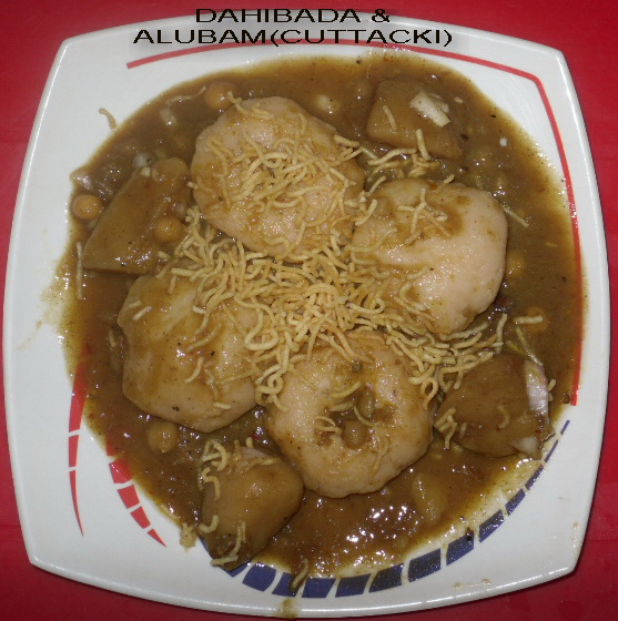 Cuttack Special - Aludum & Dahibara - Oriya Odia Recipe, Curry ...